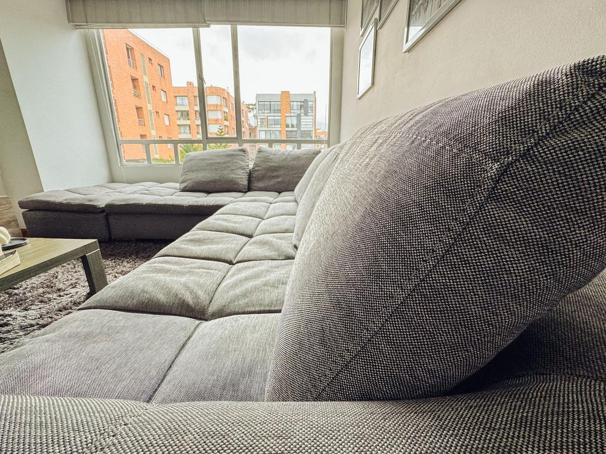 Sofá #718 – Segundo Espacio